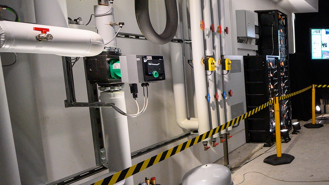 HANNOVER MESSE Product 2025: Coupling system for electrical storage ...