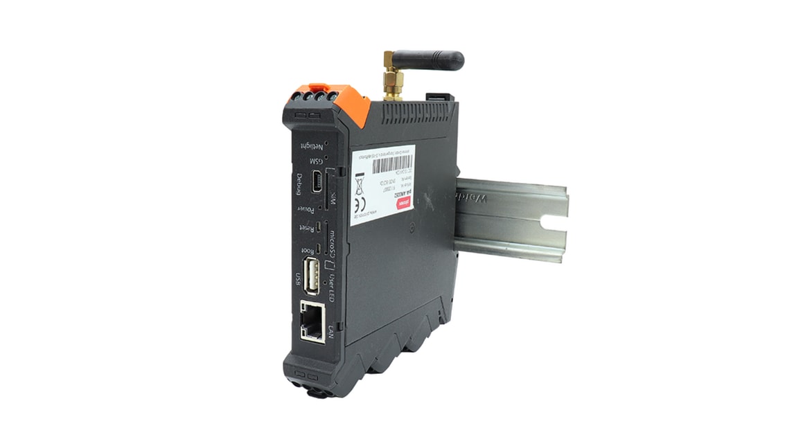 HANNOVER MESSE Product 2025: DIN rail IPC Linux with CAN/CANOpen (pironex)