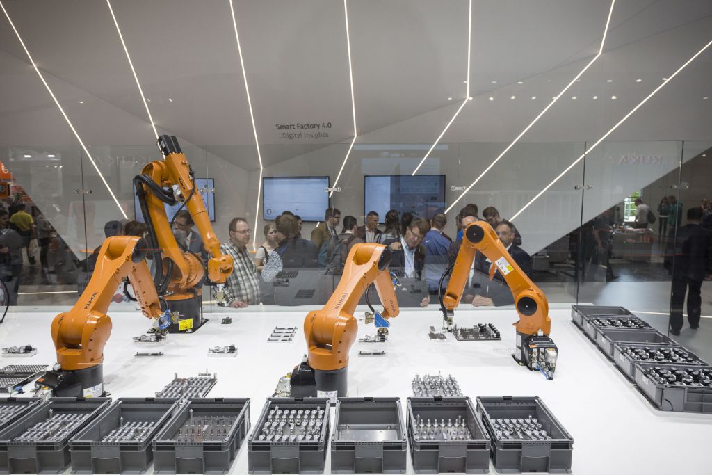 Robotics: Programming robots quickly and easily