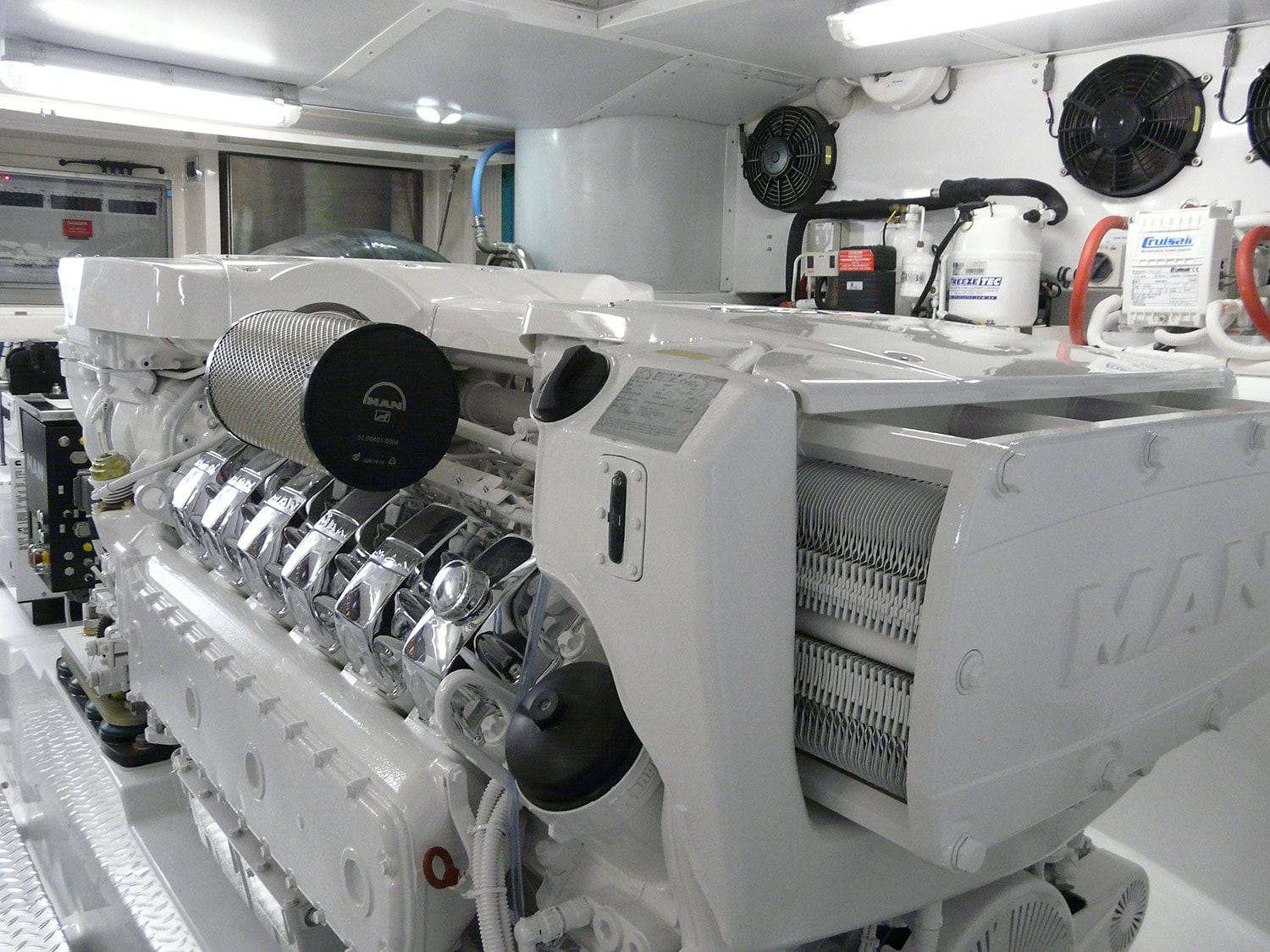 Digital Energy & Energy Efficiency: MAN Diesel & Turbo becomes MAN ...